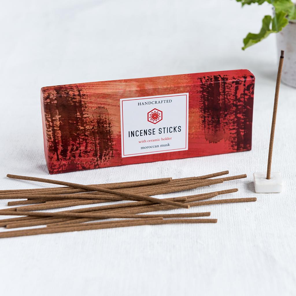 Moroccan Musk Incense Sticks And Holder (50 Sticks) | ﻿Rex London