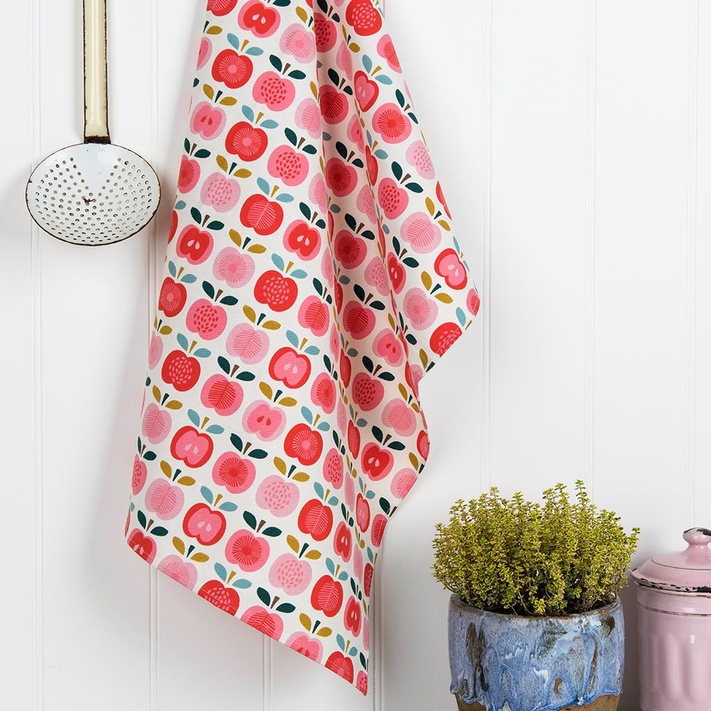 Vintage Apple Tea Towel | ﻿Rex London