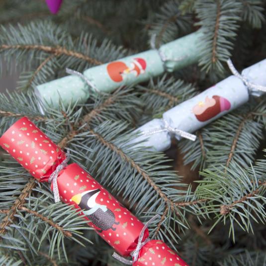 Set Of 8 Rusty And Friends Saucer Crackers | ﻿Rex London