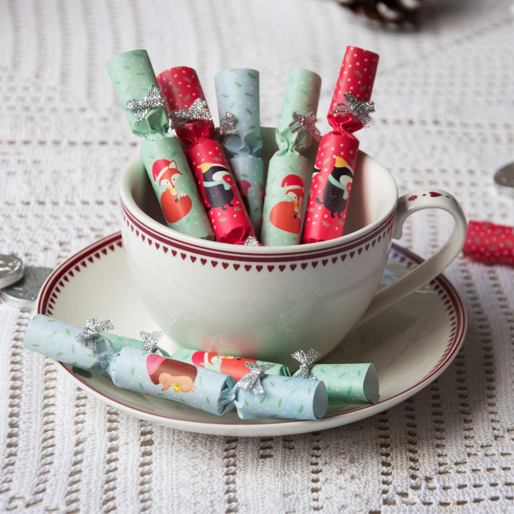 Set Of 8 Rusty And Friends Saucer Crackers | ﻿Rex London