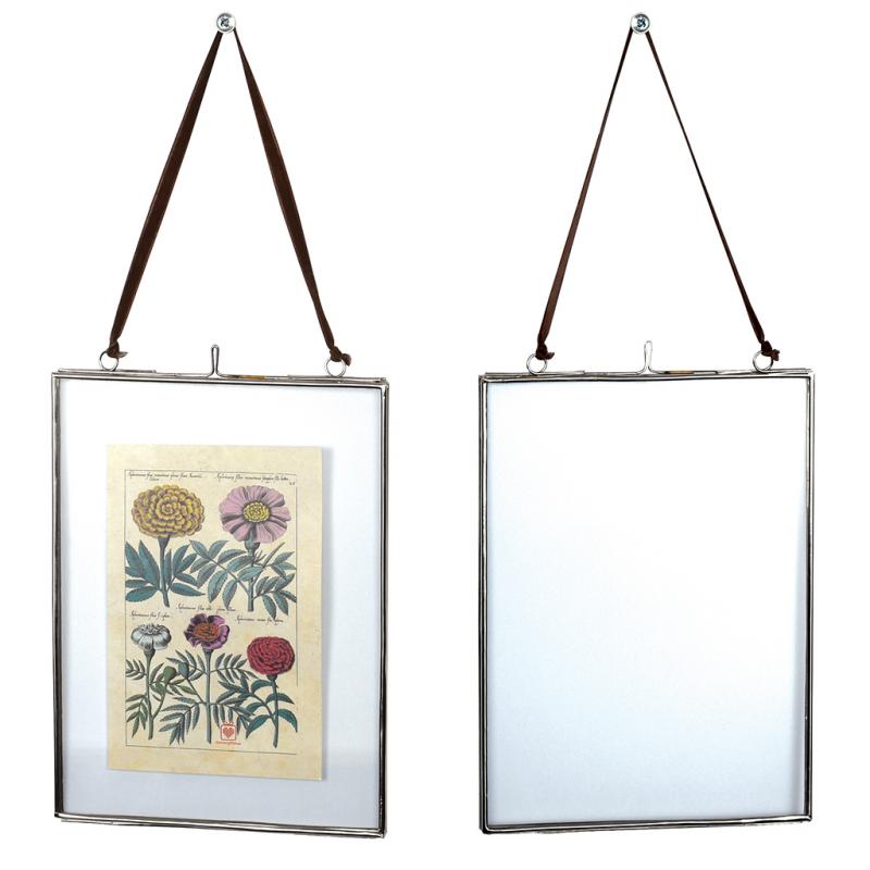 GLASS HANGING FRAME IN SILVER 15X20CM | ﻿Rex London